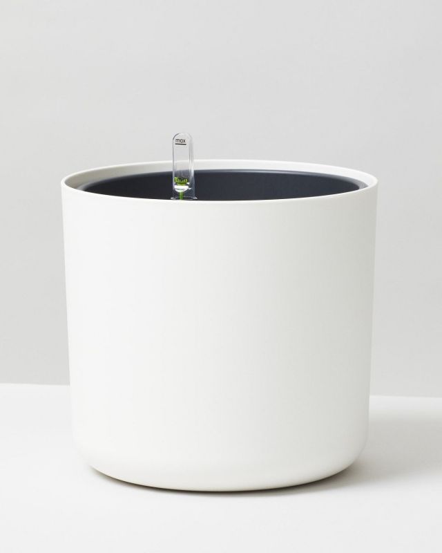 Elho Self Watering Inserts | Plant Accessories | The Stem