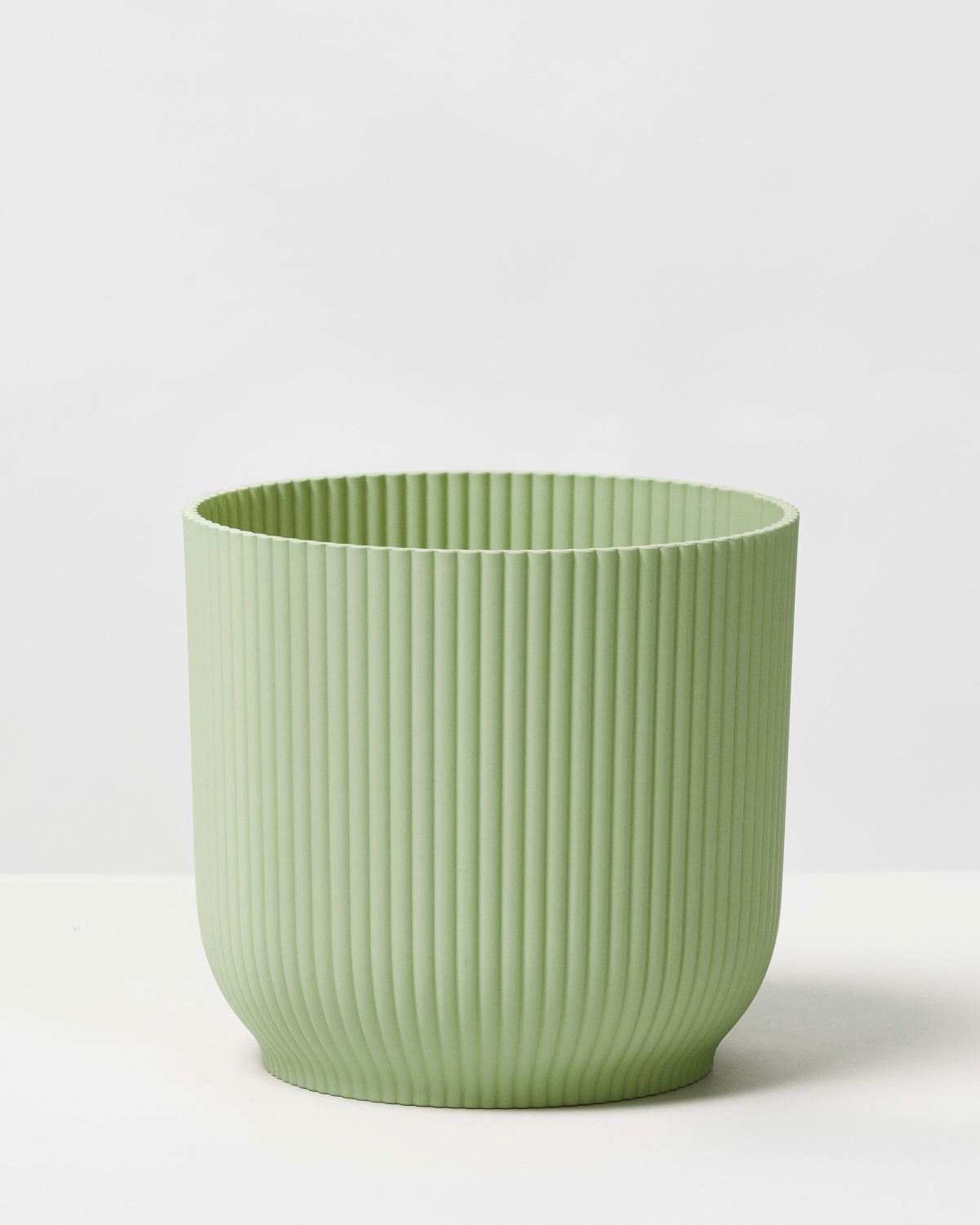 Elho Vibe Plant Pot | Green | Indoor Plant Pots | The Stem
